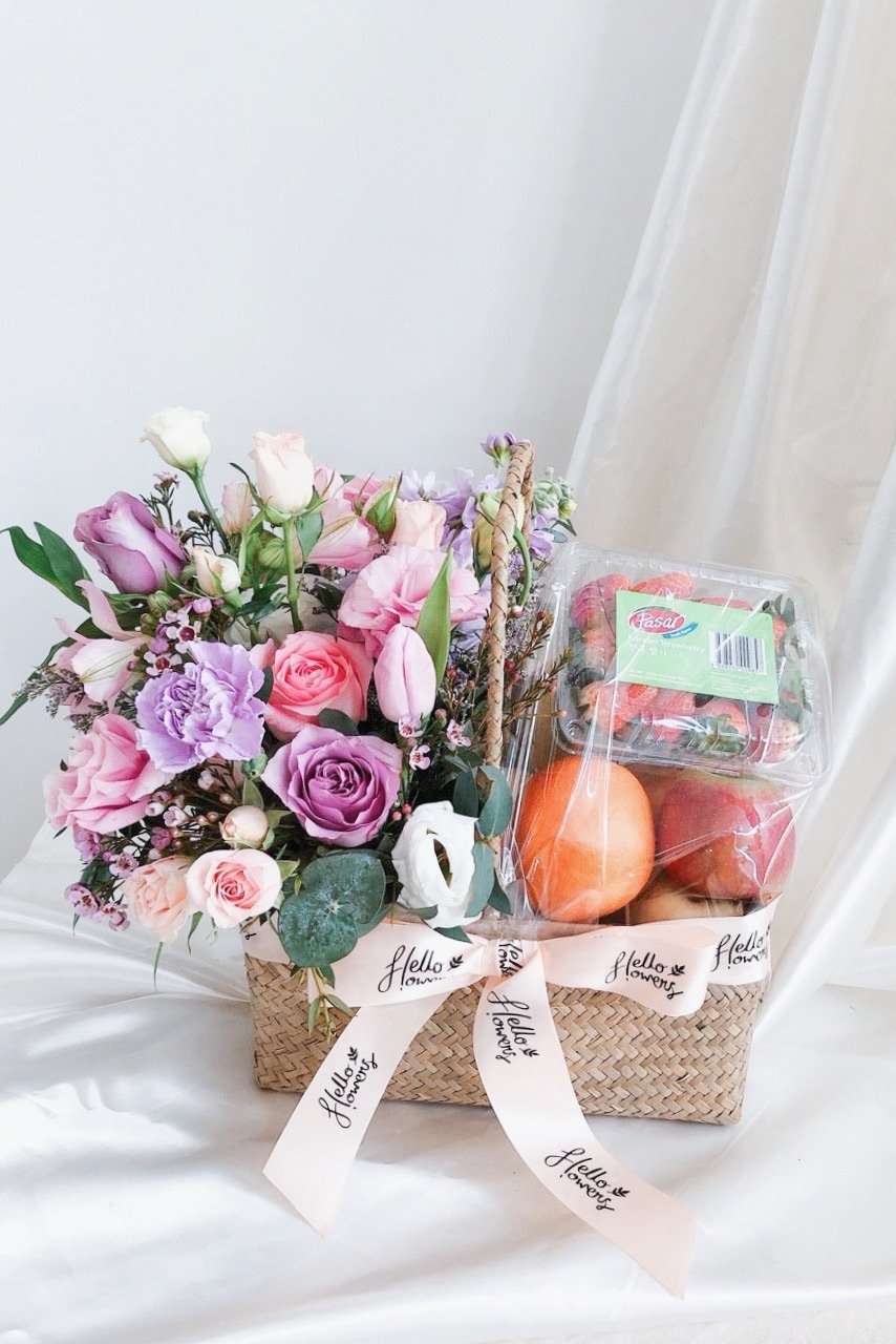 Fruits & Wellness baskets – Hello Flowers! Singapore