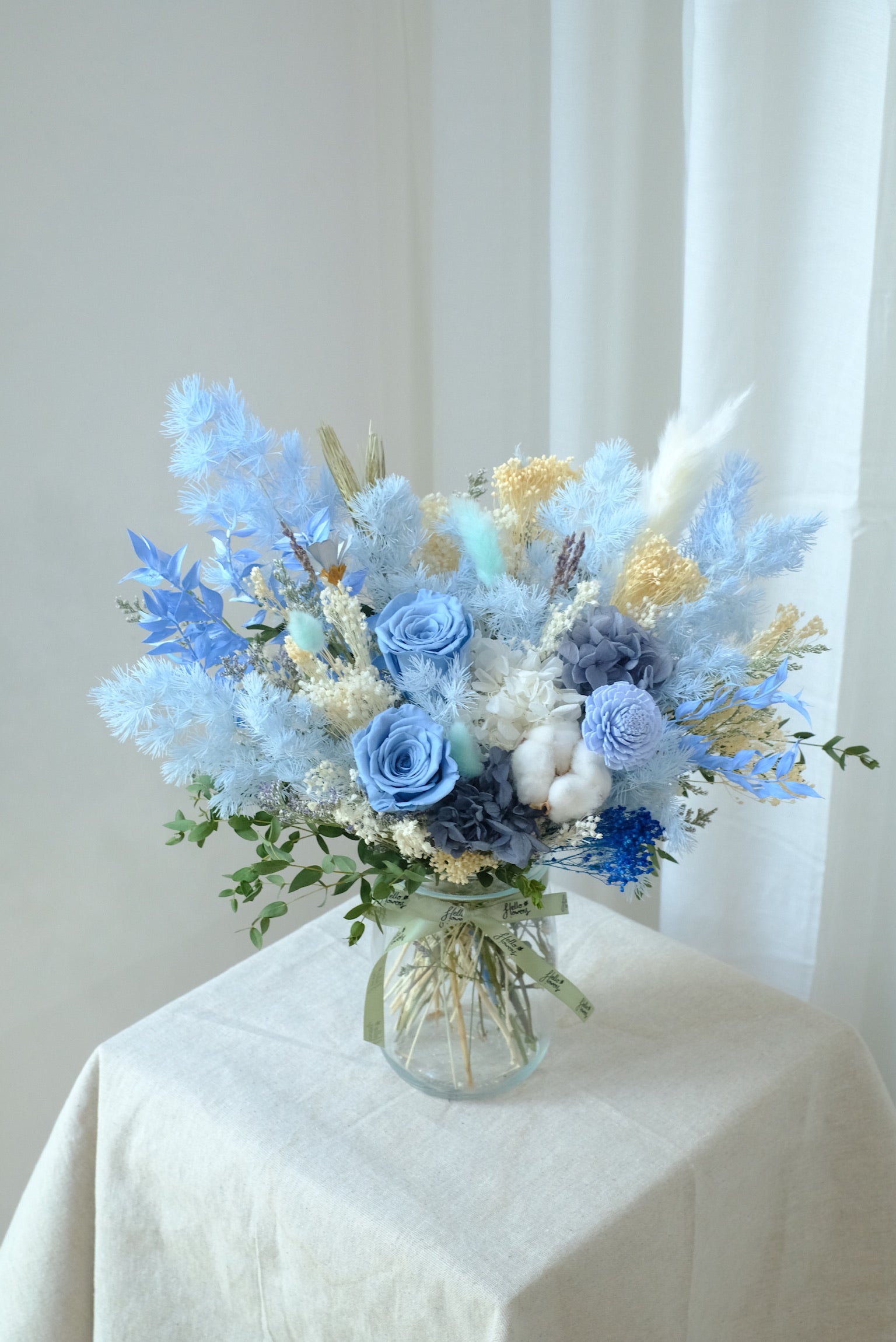 Audrey Jar - Blue Dried & Preserved Flower – Hello Flowers! Singapore